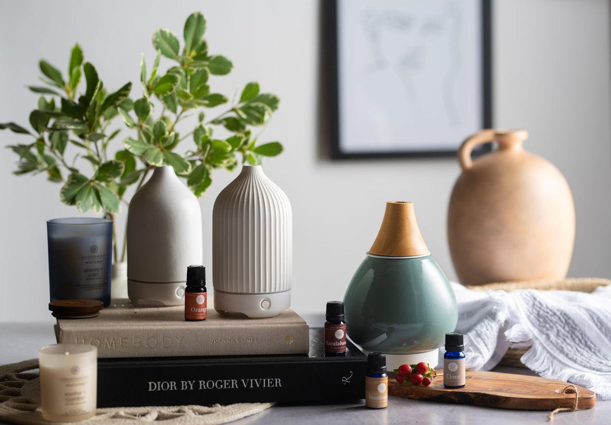 Green Glass Vase Diffuser with Wood Neck – Woolzies.com